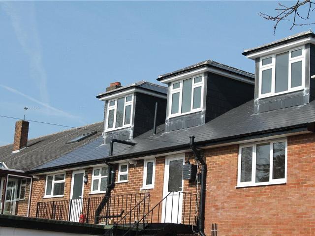Tattenham Crescent, Epsom KT18, 1 bed flat to rent, £1,150 pcm | PrimeLocation