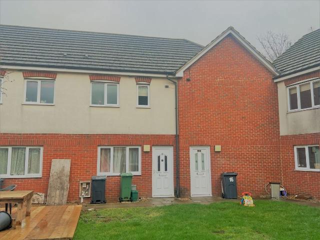 Findlay Way, Bletchley, Milton Keynes, Buckinghamshire. MK2, 2 bed property to rent, £1,100 pcm | PrimeLocation