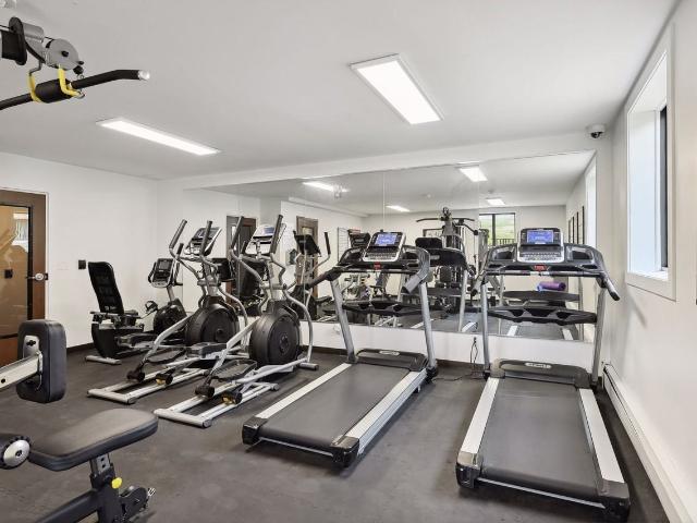 Fine Living at Aquila Park & Royal Park 1 Bedroom Apartment for Rent at 8224 W 30 1/2 St, St. Louis Park, MN 55426 Aquila