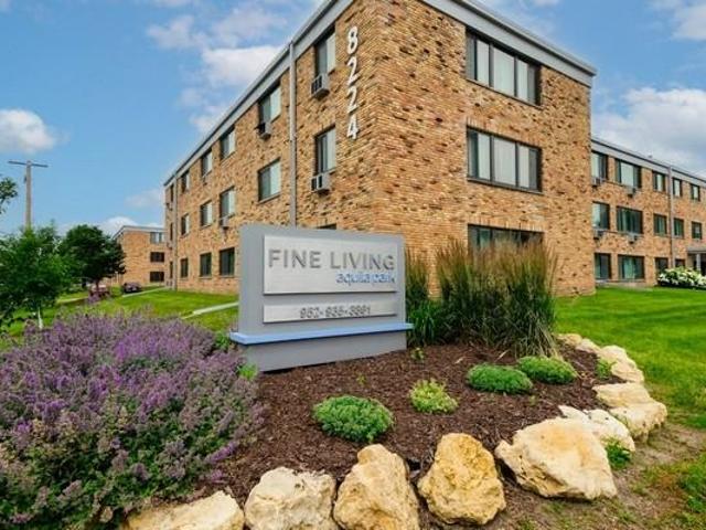 Fine Living at Aquila Park & Royal Park 2 Bedroom Apartment for Rent at 8224 W 30 1/2 St, St. Louis Park, MN 55426 Aquila