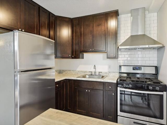 Fine Living at Aquila Park & Royal Park 2 Bedroom Apartment for Rent at 8224 W 30 1/2 St, St. Louis Park, MN 55426 Aquila
