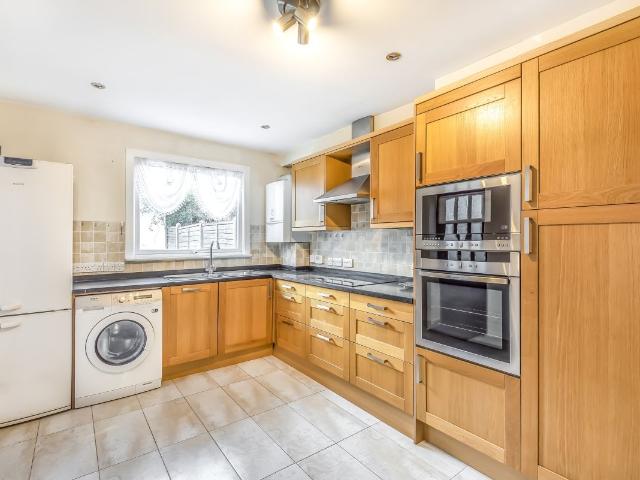 Fingal Street, Greenwich, London SE10, 3 bed detached house to rent, £2,650 pcm | PrimeLocation