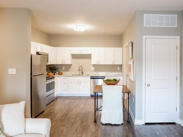 Finish Line Apartments 1 Bedroom Apartment for Rent at 5420 Eight Bells Ln, Louisville, KY 40258 Valley Station