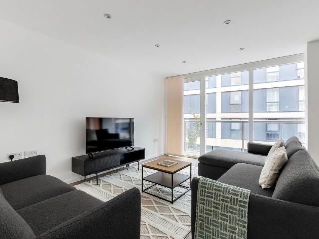 Finsbury EC1V, 2 bed flat to rent, £3,640 pcm | PrimeLocation
