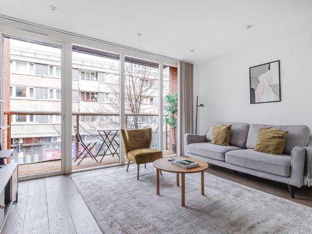Finsbury EC1V, 2 bed flat to rent, £3,730 pcm | PrimeLocation