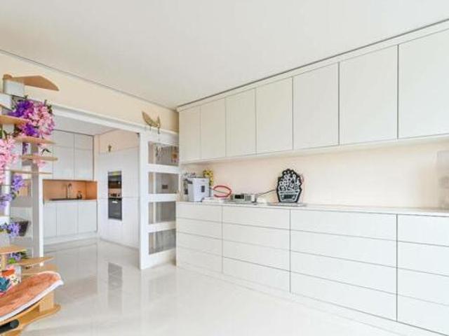 Finsbury, Exmouth Market, Clerkenwell, 2 Bedroom Flat