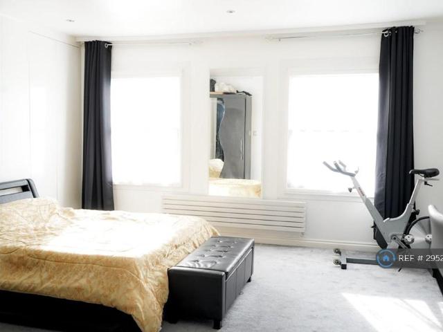 Finsbury Park, London, N4 1 bed flat to rent £1,750 pcm £404 pw