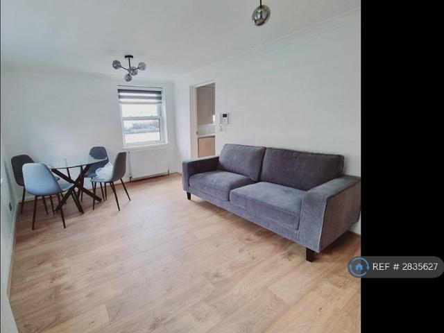 Finsbury Park, London, N4 2 bed flat to rent £2,350 pcm £542 pw