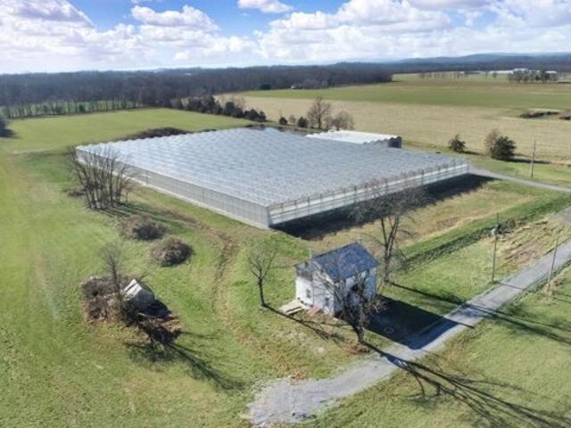 Fickes School Rd, York Springs, Farm House For