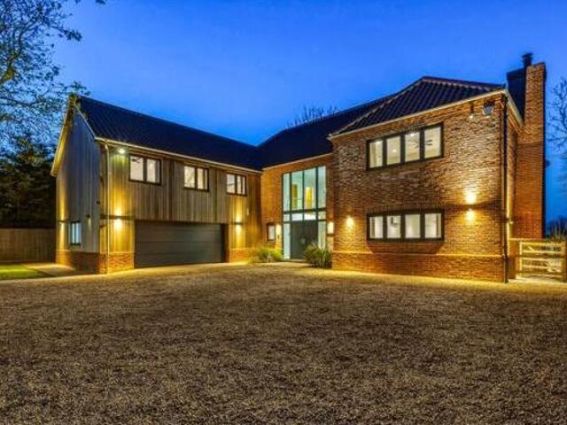 Fiddlers Green, Attleborough, 6 Bedroom Detached