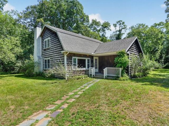 Field View Ln, West Tisbury, Home For Sale