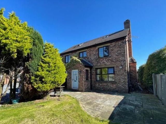 Field Edge Cottage, Field House Lane, 5 Bedroom Detached