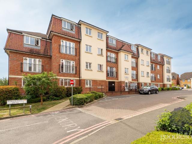 Field House, Schoolgate Drive, Morden, Surrey SM4, 2 bed flat to rent, £1,800 pcm | PrimeLocation
