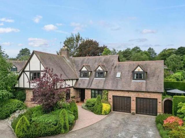 Field Lane, Appleton, 4 Bedroom Detached
