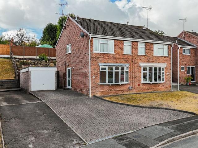 Field Rise, Burton On Trent, Staffordshire DE13, 3 bed detached house to rent, £1,100 pcm | PrimeLocation