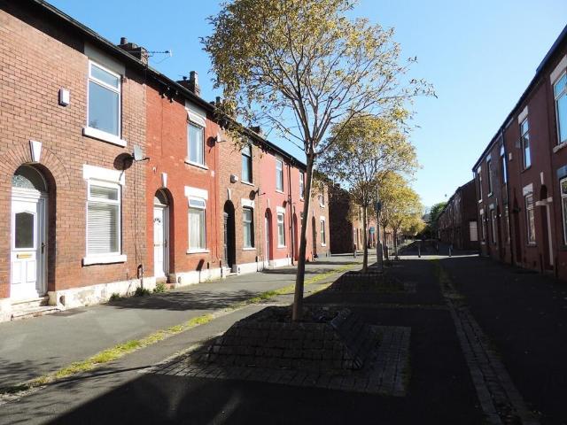 Field Street, Droylsden, Manchester M43, 2 bed property to rent, £1,050 pcm | PrimeLocation