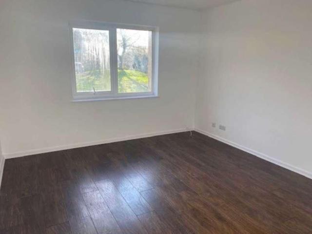 Fieldmere Close, Witney, OX28