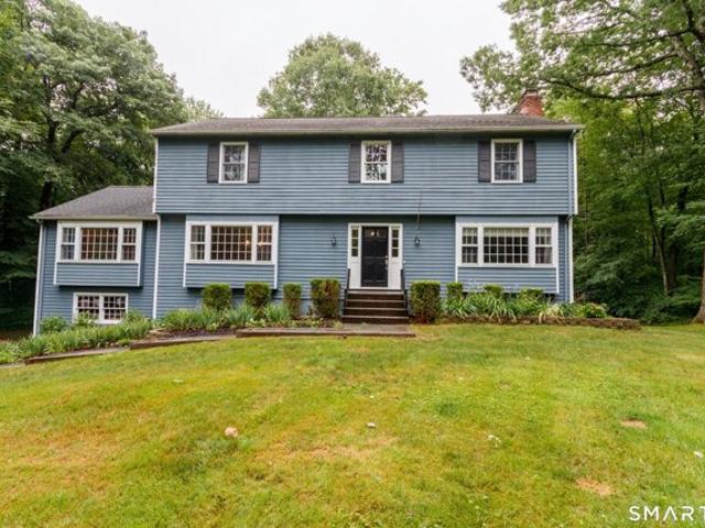 Fieldcrest Dr, Ridgefield, Home For Sale