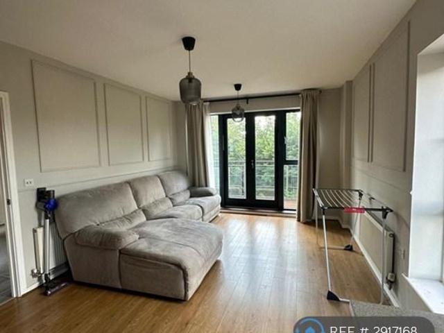 Fieldfare Lane, Greenhithe, DA9 2 bed flat to rent £1,700 pcm £392 pw