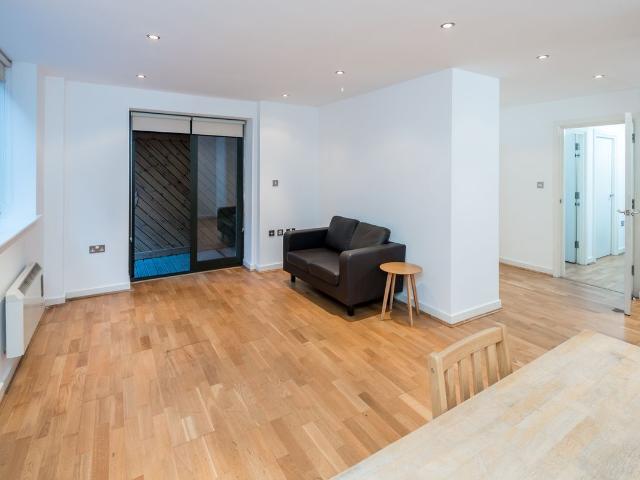 Fieldgate St, London E1, 2 bed flat to rent, £2,350 pcm | PrimeLocation