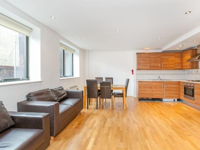 Fieldgate Street, Liverpool Street E1, 2 bed flat to rent, £2,450 pcm | PrimeLocation