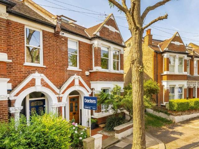 Fielding Road, London W4 4 bed bungalow to rent £4,250 pcm £981 pw