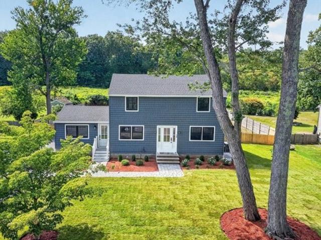Fieldstone Dr, Burlington, Home For Sale