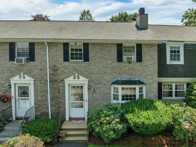 Fieldstone Dr, Londonderry, Home For Sale