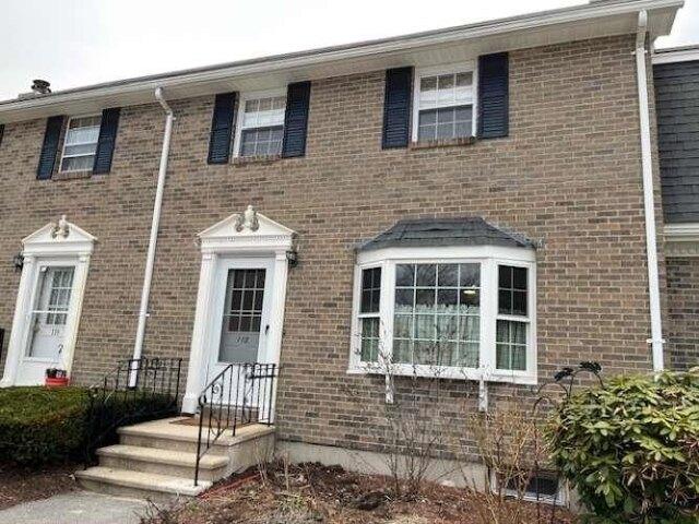 Fieldstone Dr, Londonderry, Home For Sale
