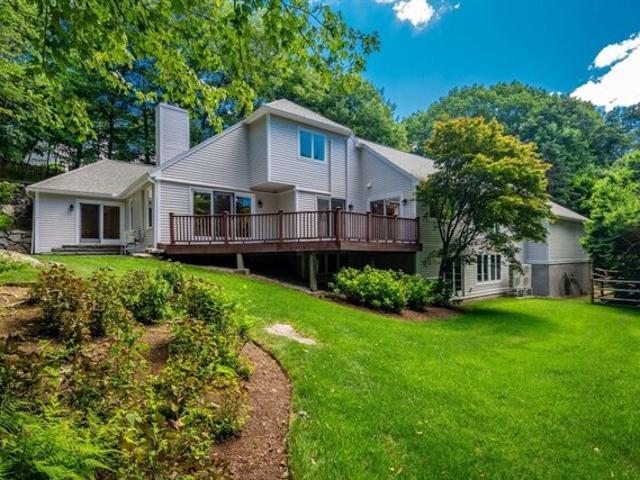 Fieldstone Dr, Winchester, Home For Sale