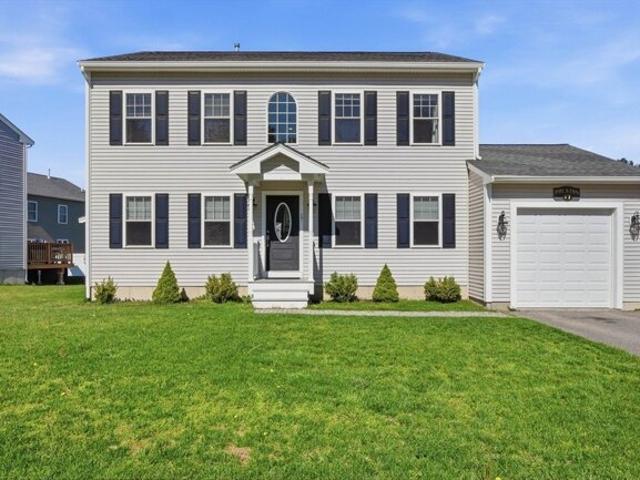 Fieldstone Ln, Marion, Home For Sale