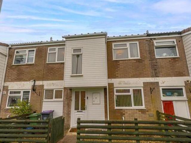 Fields Road, Oakfield, 3 Bedroom Terraced
