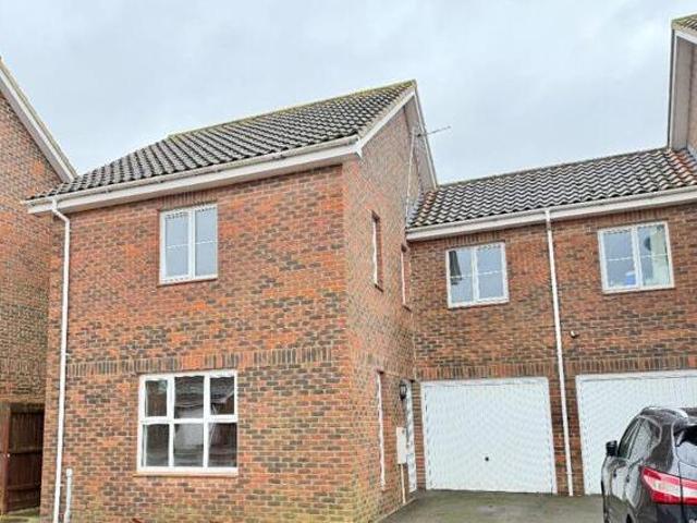 Fields View, Benwick, 3 Bedroom Link