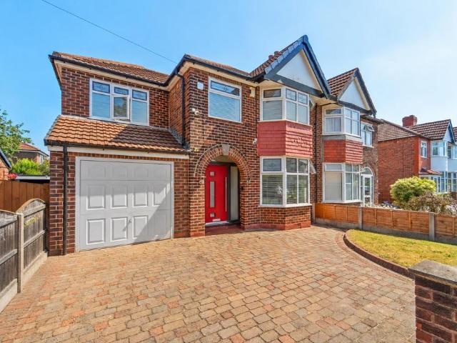 Fieldvale Road, Sale 4 bed semi detached house to rent £2,300 pcm £531 pw