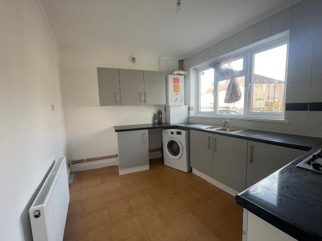 Fieldway, Dagenham RM8, 3 bed terraced house to rent, £2,250 pcm | PrimeLocation