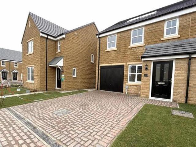 Fieldway Road, Netherton, 3 Bedroom Semi detached