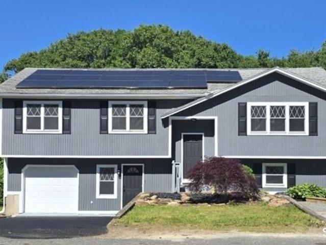 Fieldwood Rd, Waterbury, Home For Sale