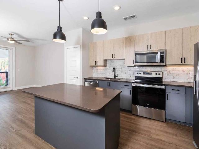 Fifteen15 South Lamar Apartments Studio Apartment for Rent at 1515 S Lamar Blvd, Austin, TX 78704 Zilker