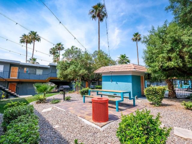 Fifteen 50 Apartments Studio Apartment for Rent at 1550 East Harmon Avenue, Las Vegas, NV 89119