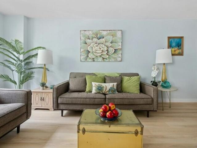 Fifth Ave Unit D, Manhattan, Property For Sale
