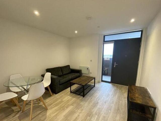 Fiftyfive, Queen Street, 2 Bedroom Apartment