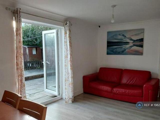 Filton Avenue, Bristol, 4 Bedroom End