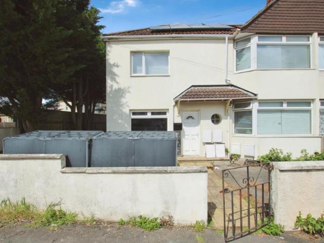 Filton Avenue, Bristol BS34 1 bed flat to rent £1,000 pcm £231 pw