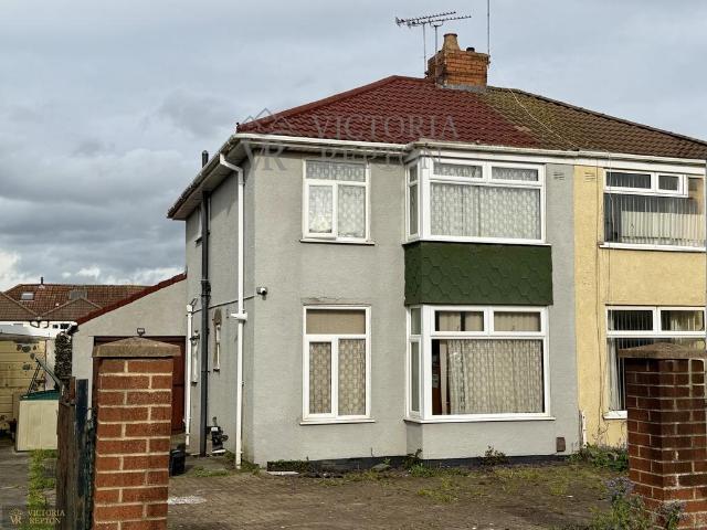 Filton Avenue, BS34 4 bed semi detached house to rent £2,095 pcm £483 pw