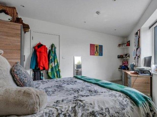 Filton Avenue 6 bed house share to rent £4,098 pcm £946 pw