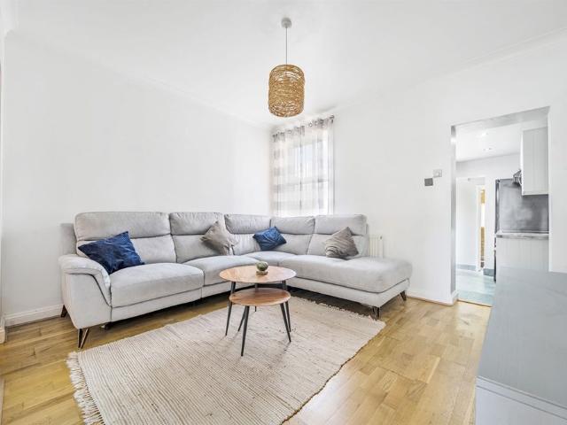 Filey Road, Reading, RG1 3QG