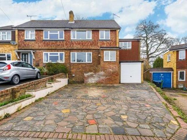 Firwood Close, Woking, 4 Bedroom Semi detached