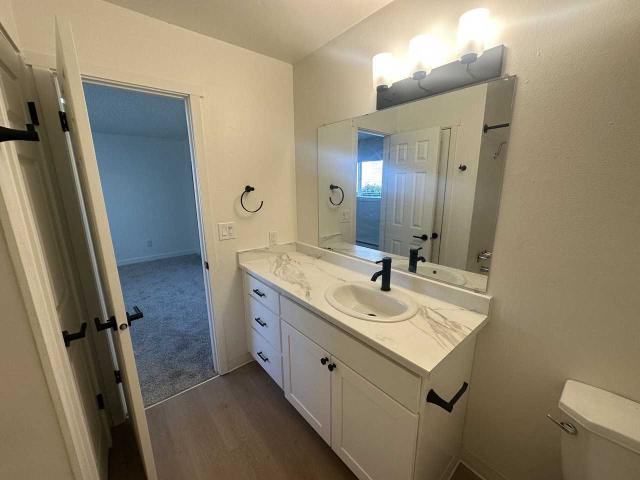 Firwood Station 2 Bedroom Apartment for Rent at 15994 E Burnside St, Portland, OR 97233 Glenfair
