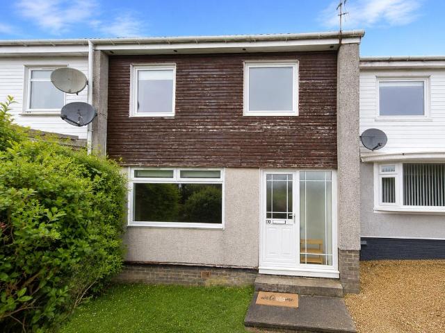 Fir Drive, Glasgow G75 3 bed terraced house to rent £1,095 pcm £253 pw