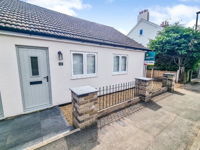 Firacre Road, Ash Vale, Aldershot, Surrey GU12, 2 bed bungalow to rent, £1,795 pcm | PrimeLocation